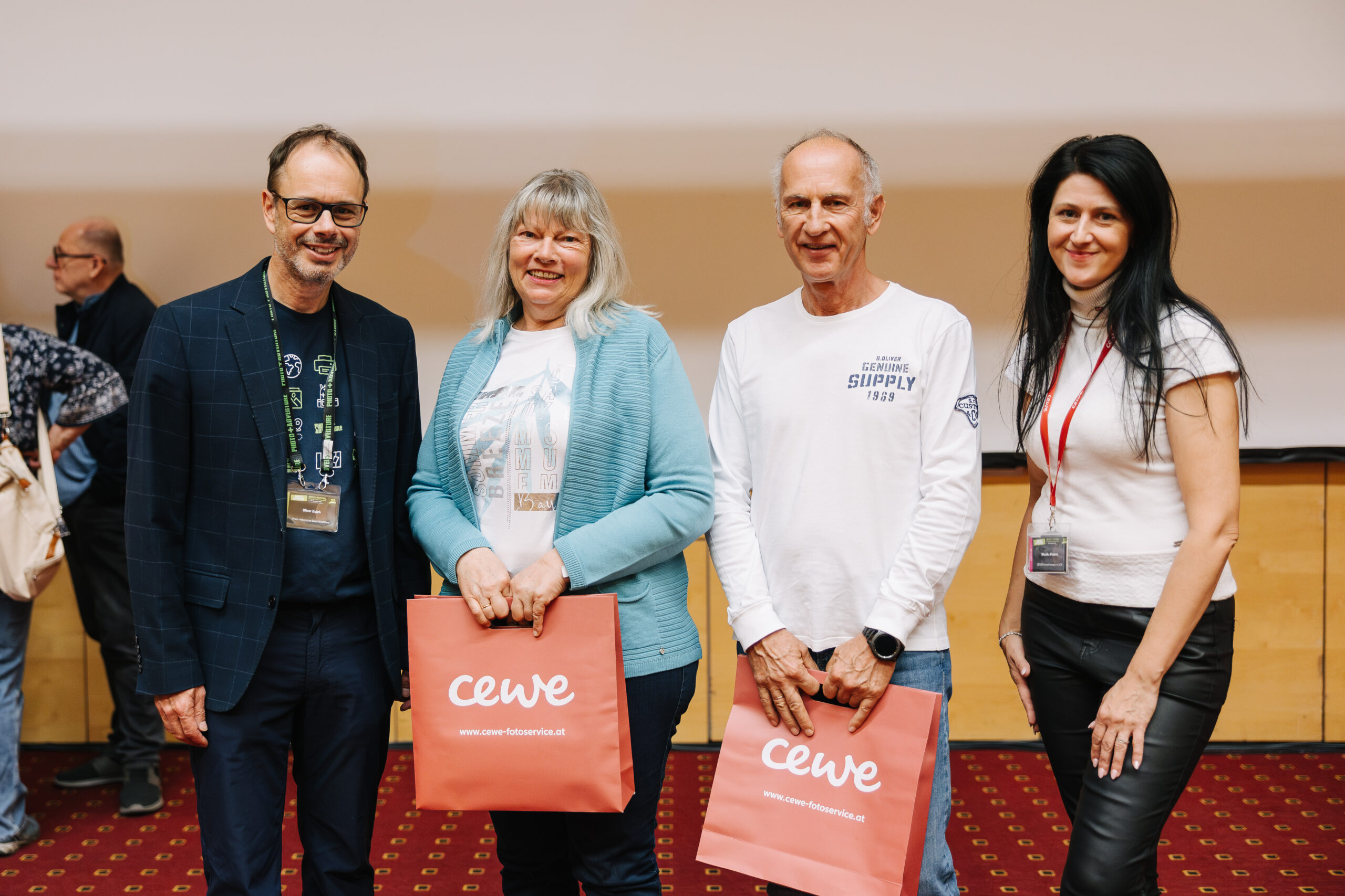 Siegerehrung des Photo+Adventure Award "Von Oben" − Monika Vanova ...
